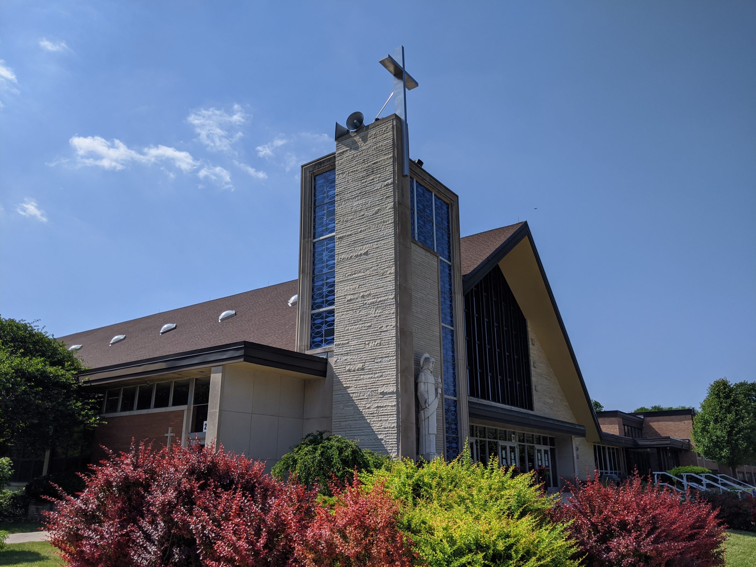 Saint Raymond | Welcome. Love. Serve.